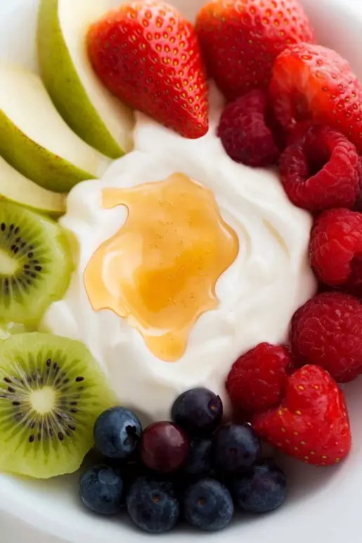 Healthy Greek Yogurt Fruit Dip